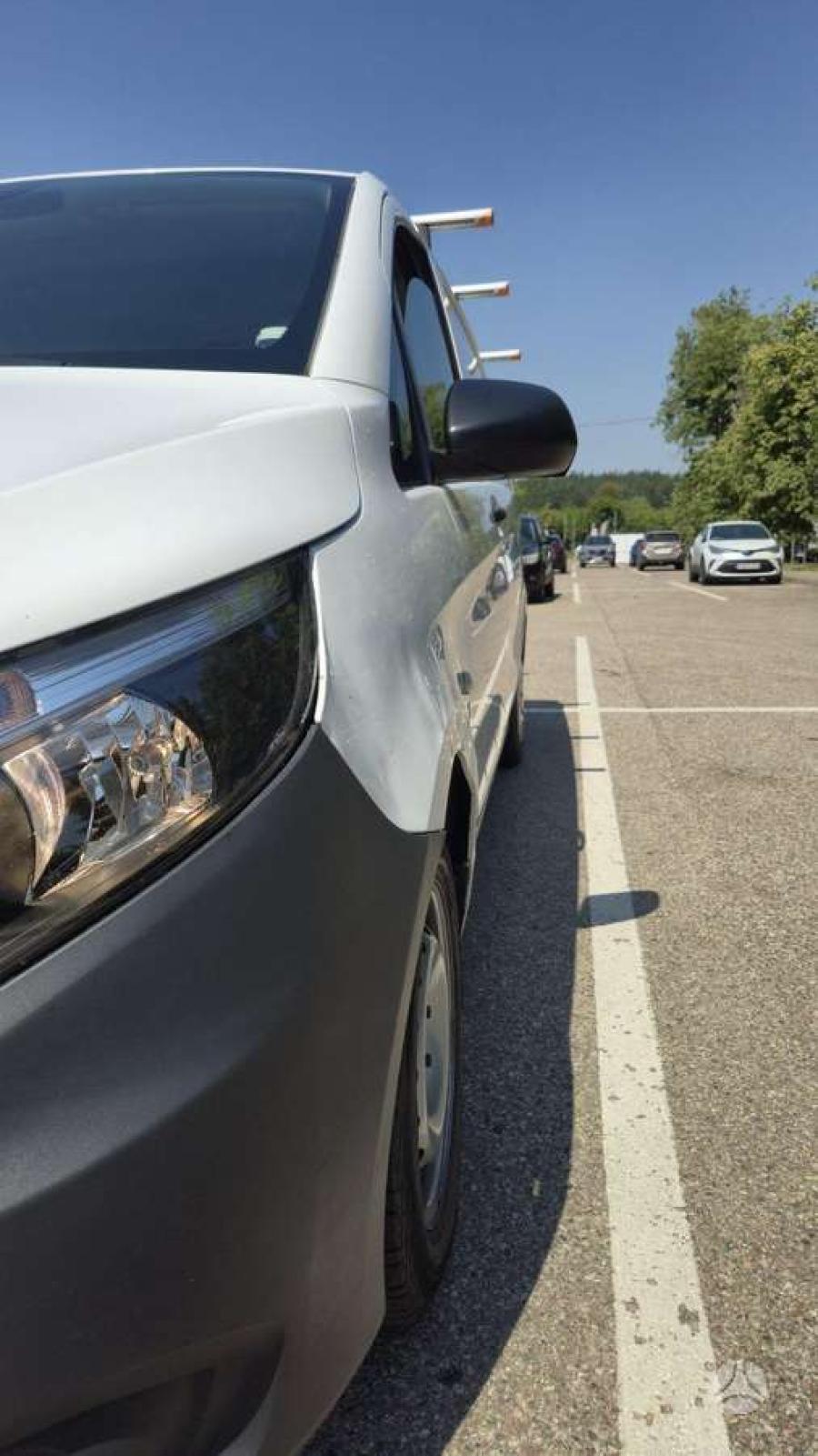 Balts Mercedes-Benz Vito 2021 Viļņa, ar dzinēja tilpumu 1.75 L un nobraukumu 141 tūkst. km par 18500 €, foto 11 vietnē AUTOMOTO.COM.LV