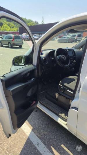 Balts Mercedes-Benz Vito 2021 Viļņa, ar dzinēja tilpumu 1.75 L un nobraukumu 141 tūkst. km par 18500 €, foto 13 vietnē AUTOMOTO.COM.LV