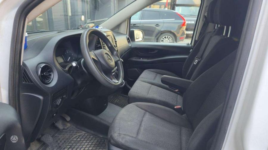 Balts Mercedes-Benz Vito 2021 Viļņa, ar dzinēja tilpumu 1.75 L un nobraukumu 141 tūkst. km par 18500 €, foto 14 vietnē AUTOMOTO.COM.LV