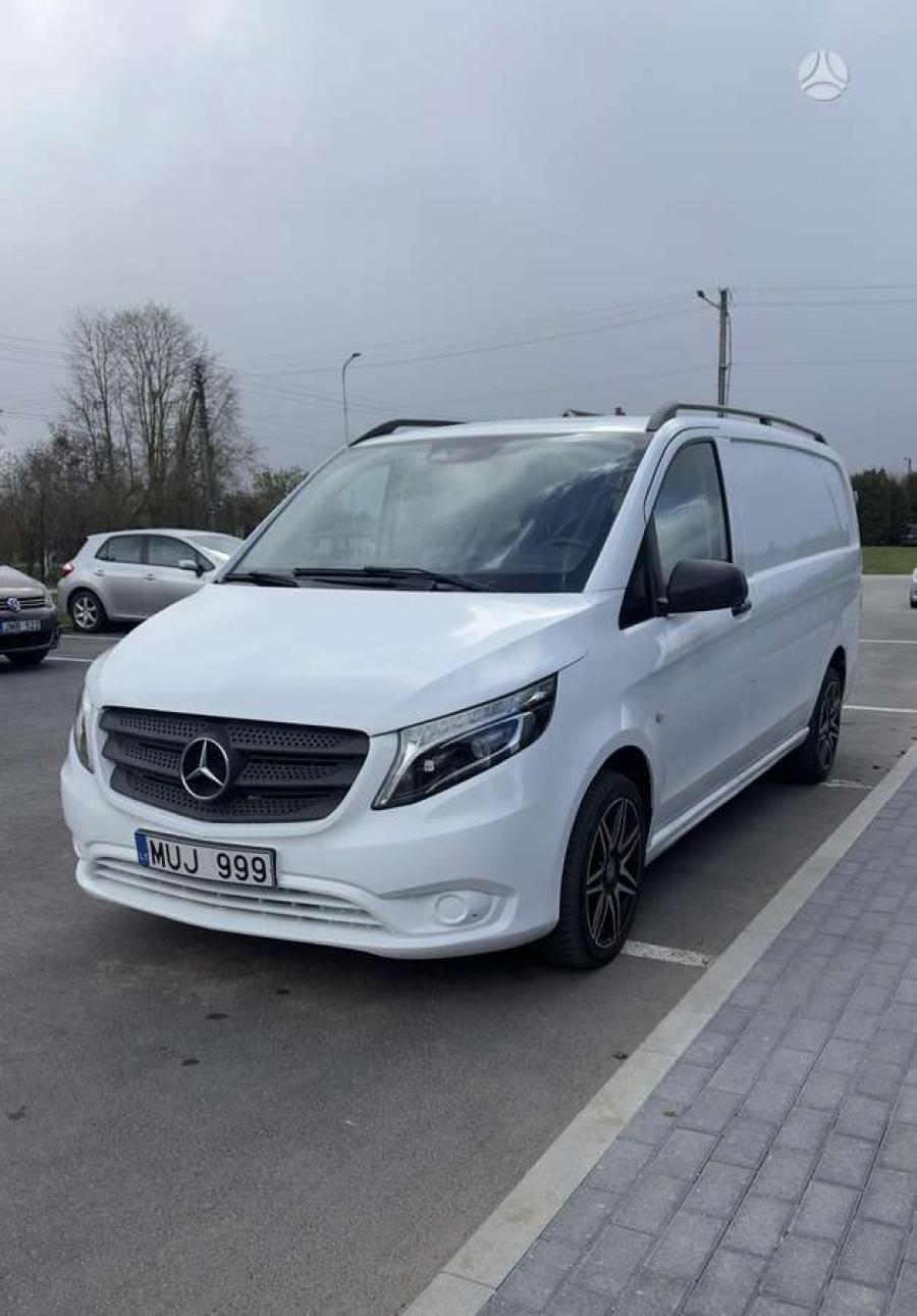 White Mercedes-Benz Vito 2021 in Kaunas, with an engine capacity of 2.00 L and mileage of 190 thousand km for 15000 €, photo 1 on AUTOMOTO.COM.LV