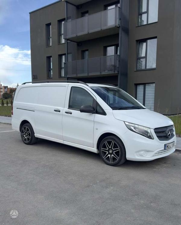 White Mercedes-Benz Vito 2021 in Kaunas, with an engine capacity of 2.00 L and mileage of 190 thousand km for 15000 €, photo 3 on AUTOMOTO.COM.LV
