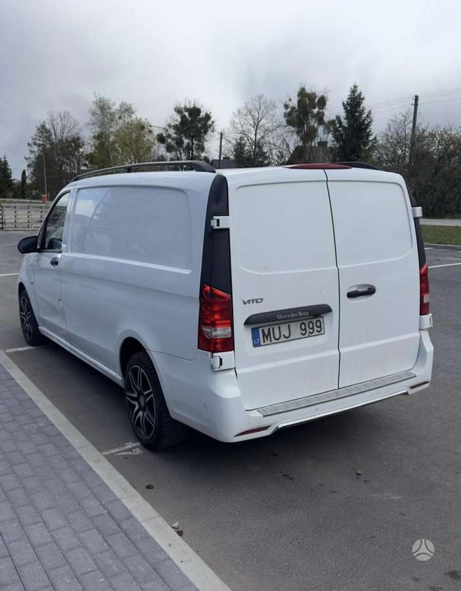 White Mercedes-Benz Vito 2021 in Kaunas, with an engine capacity of 2.00 L and mileage of 190 thousand km for 15000 €, photo 5 on AUTOMOTO.COM.LV