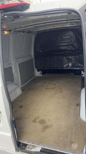 White Mercedes-Benz Vito 2021 in Kaunas, with an engine capacity of 2.00 L and mileage of 190 thousand km for 15000 €, photo 8 on AUTOMOTO.COM.LV