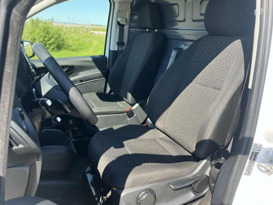 White Mercedes-Benz Vito 2022 in Panevezys, with an engine capacity of 1.95 L and mileage of 160 thousand km for 17500 €, photo 9 on AUTOMOTO.COM.LV