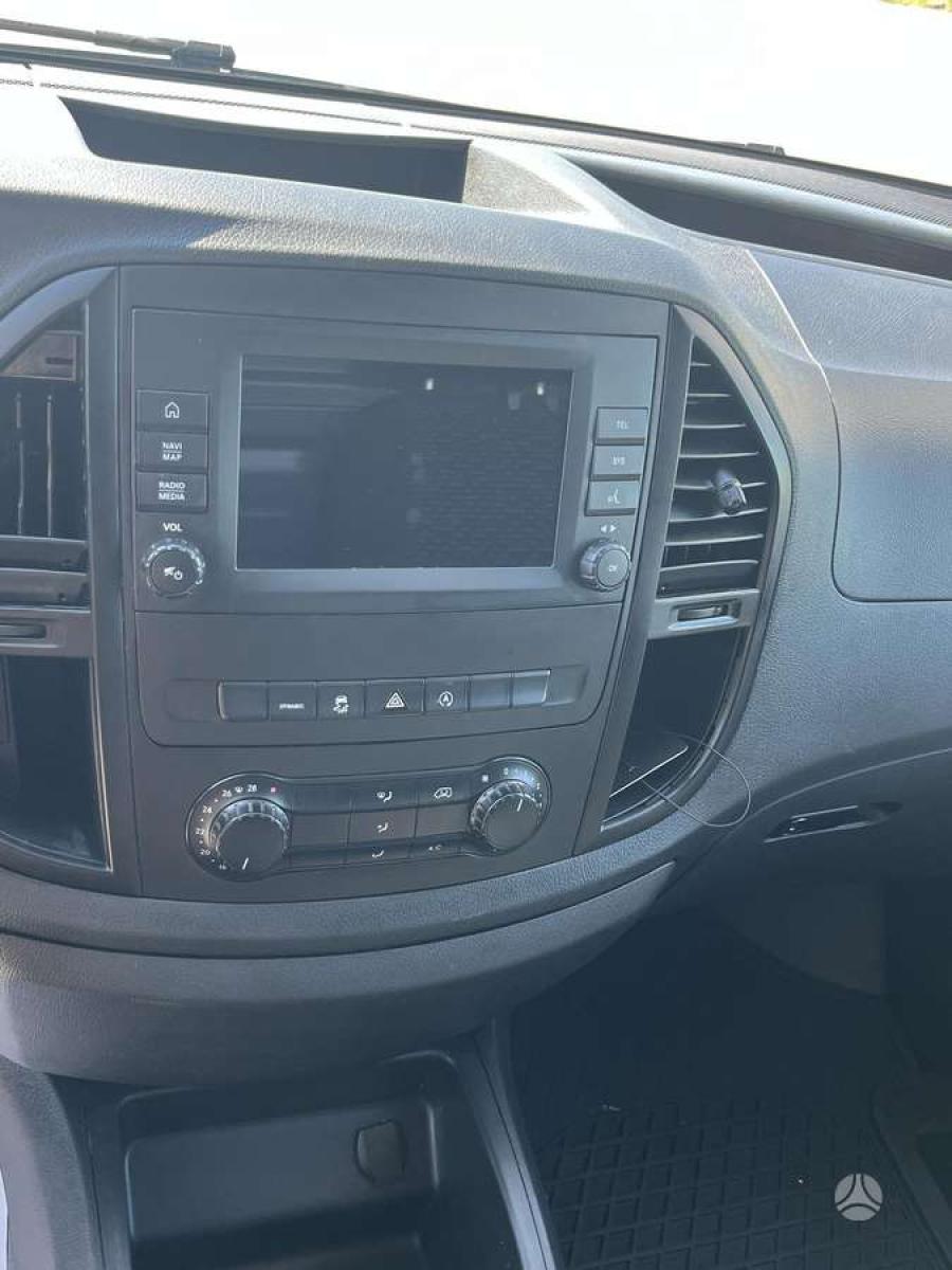 White Mercedes-Benz Vito 2022 in Panevezys, with an engine capacity of 1.95 L and mileage of 160 thousand km for 17500 €, photo 10 on AUTOMOTO.COM.LV