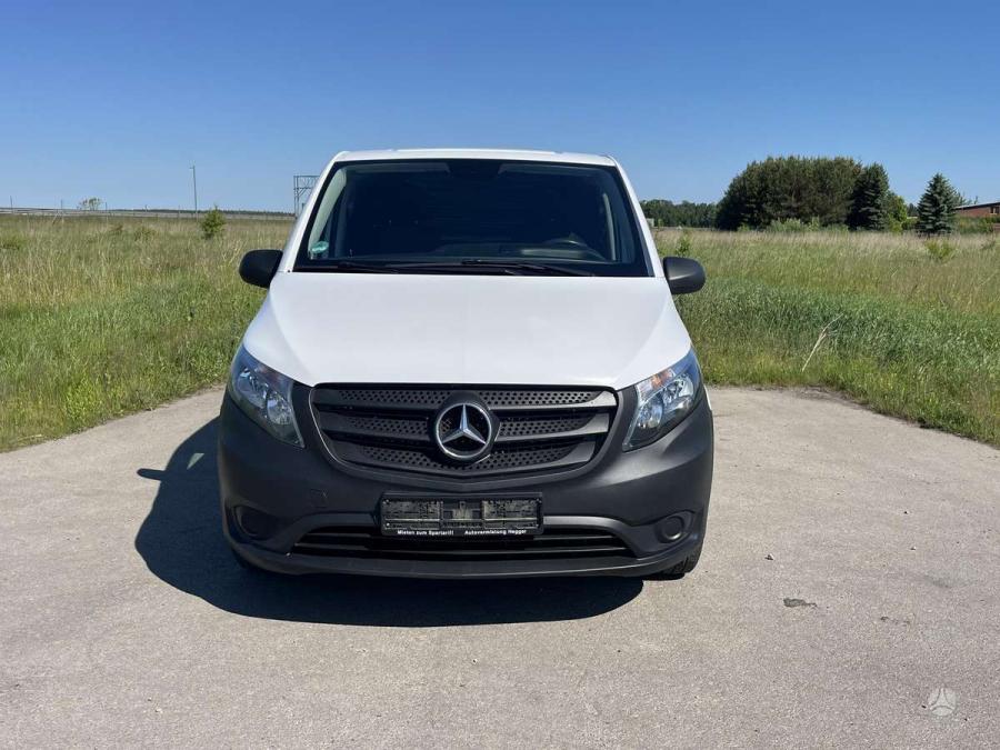 White Mercedes-Benz Vito 2022 in Panevezys, with an engine capacity of 1.95 L and mileage of 160 thousand km for 17500 €, photo 11 on AUTOMOTO.COM.LV