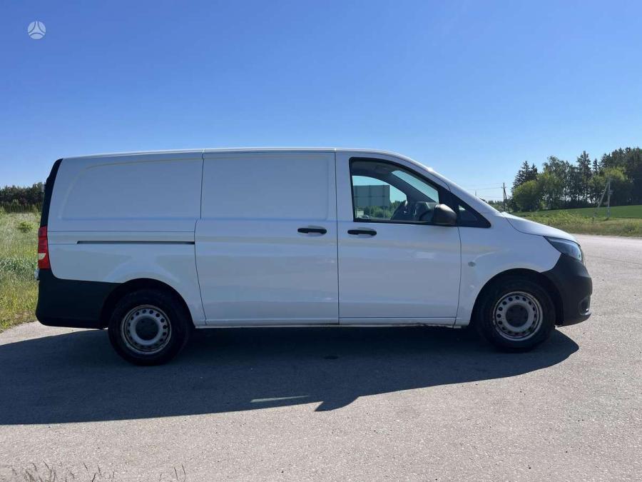 White Mercedes-Benz Vito 2022 in Panevezys, with an engine capacity of 1.95 L and mileage of 160 thousand km for 17500 €, photo 21 on AUTOMOTO.COM.LV