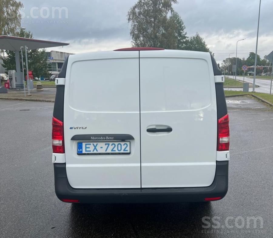 White Mercedes-Benz Vito 2023 in Riga, with an engine capacity of 1.60 L and mileage of 0 thousand km for 29403 €, photo 8 on AUTOMOTO.COM.LV