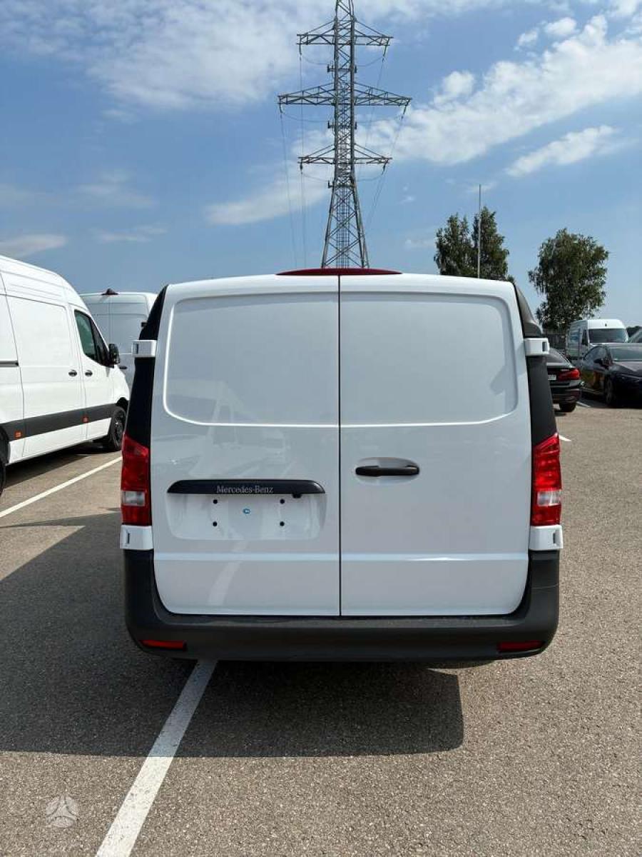 Balts Mercedes-Benz Vito 2026 Kauņa, ar dzinēja tilpumu 1.95 L un nobraukumu 0 tūkst. km par 45859 €, foto 5 vietnē AUTOMOTO.COM.LV
