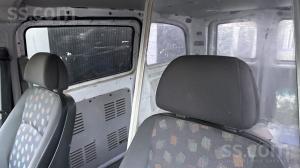 Balts Mercedes-Benz Vito 2005 Jūrmala, ar dzinēja tilpumu 2.20 L un nobraukumu 301 tūkst. km par 3000 €, foto 15 vietnē AUTOMOTO.COM.LV