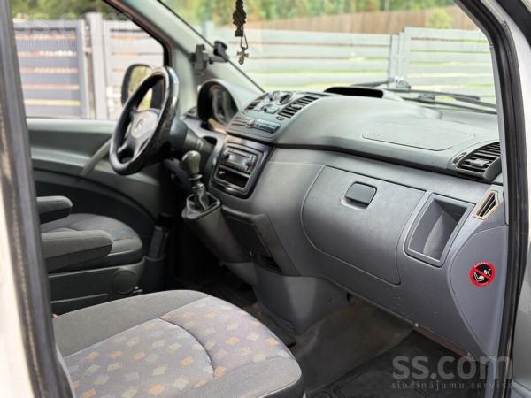Balts Mercedes-Benz Vito 2005 Rīga, ar dzinēja tilpumu 2.20 L un nobraukumu 305 tūkst. km par 2300 €, foto 9 vietnē AUTOMOTO.COM.LV