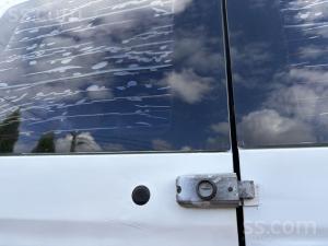 White Mercedes-Benz Vito 2005 in Riga, with an engine capacity of 2.20 L and mileage of 305 thousand km for 2300 €, photo 16 on AUTOMOTO.COM.LV