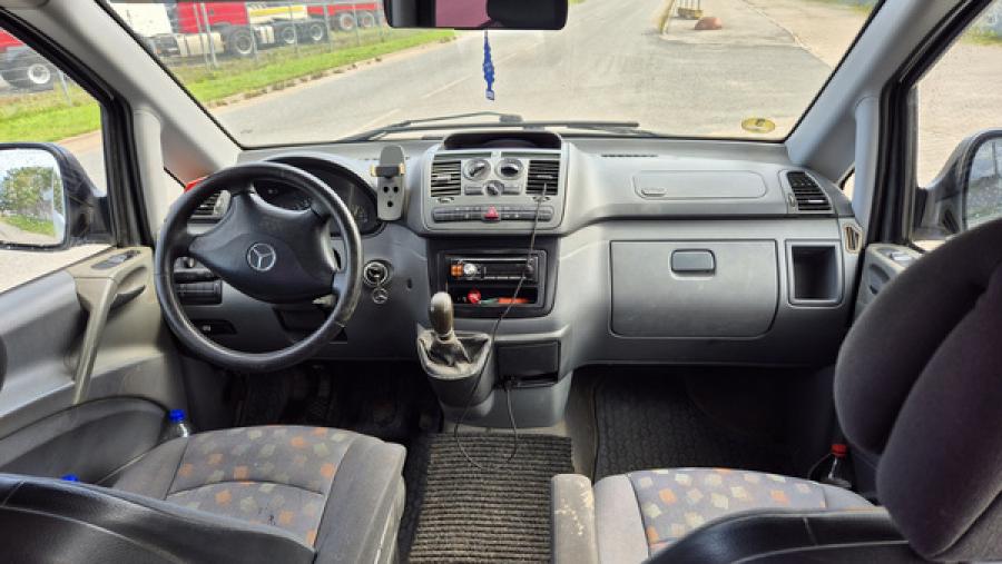 White Mercedes-Benz Vito 2005 in Tallinn, with an engine capacity of 2.10 L and mileage of 332 thousand km for 2350 €, photo 8 on AUTOMOTO.COM.LV
