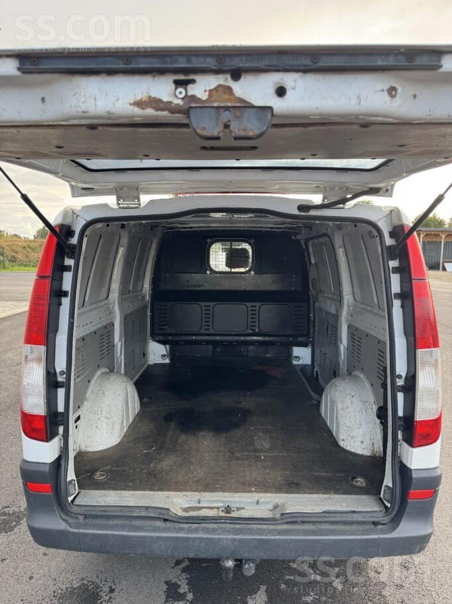 Balts Mercedes-Benz Vito 2006 Jelgava, ar dzinēja tilpumu 2.20 L un nobraukumu 267 tūkst. km par 4500 €, foto 10 vietnē AUTOMOTO.COM.LV