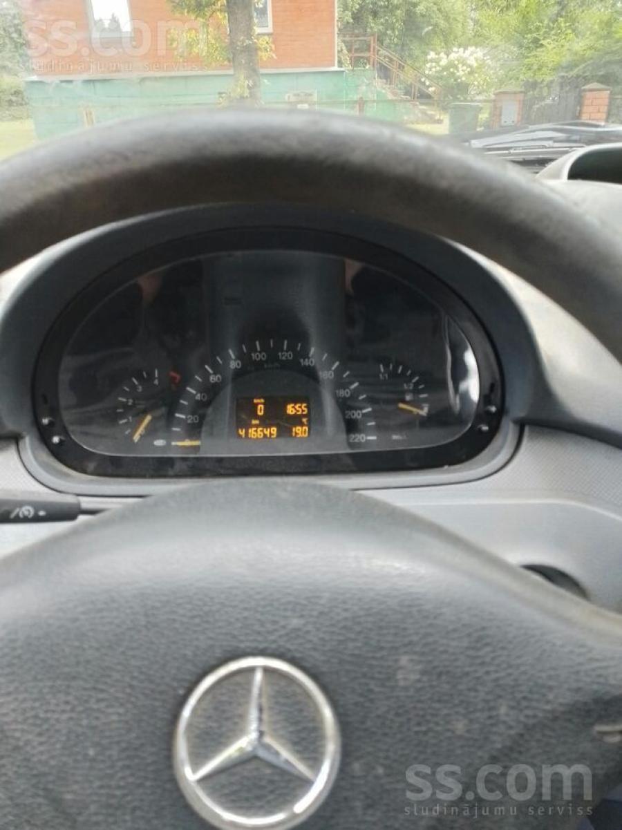 White Mercedes-Benz Vito 2006 in Liepaja, with an engine capacity of 2.20 L and mileage of 417 thousand km for 3100 €, photo 4 on AUTOMOTO.COM.LV