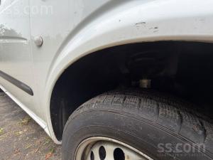 Balts Mercedes-Benz Vito 2009 Rīga, ar dzinēja tilpumu 2.10 L un nobraukumu 242 tūkst. km par 3500 €, foto 9 vietnē AUTOMOTO.COM.LV