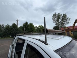 Balts Mercedes-Benz Vito 2009 Rīga, ar dzinēja tilpumu 2.10 L un nobraukumu 242 tūkst. km par 3500 €, foto 10 vietnē AUTOMOTO.COM.LV
