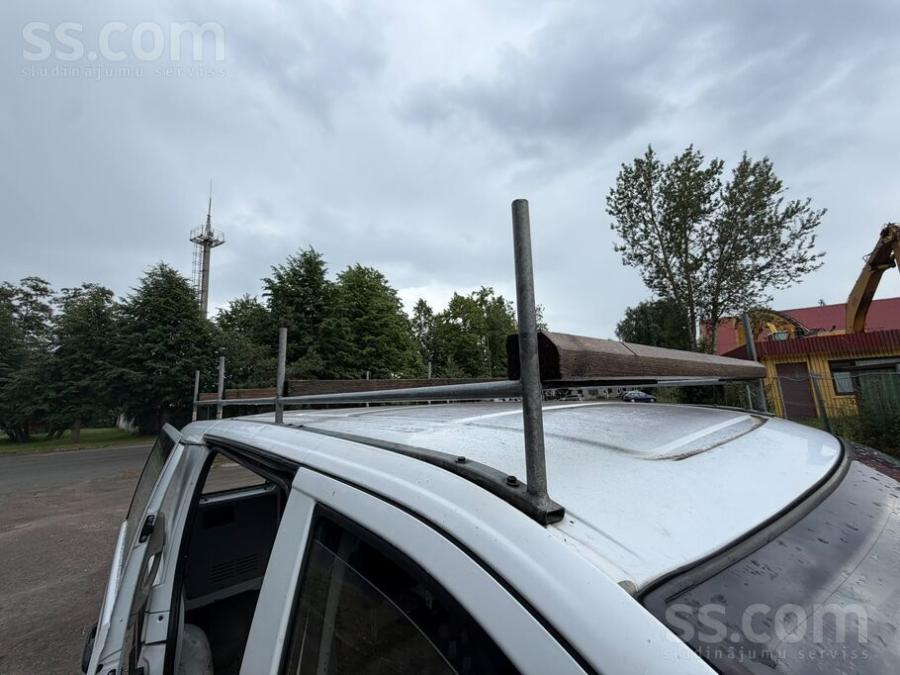 Balts Mercedes-Benz Vito 2009 Rīga, ar dzinēja tilpumu 2.10 L un nobraukumu 242 tūkst. km par 3500 €, foto 10 vietnē AUTOMOTO.COM.LV