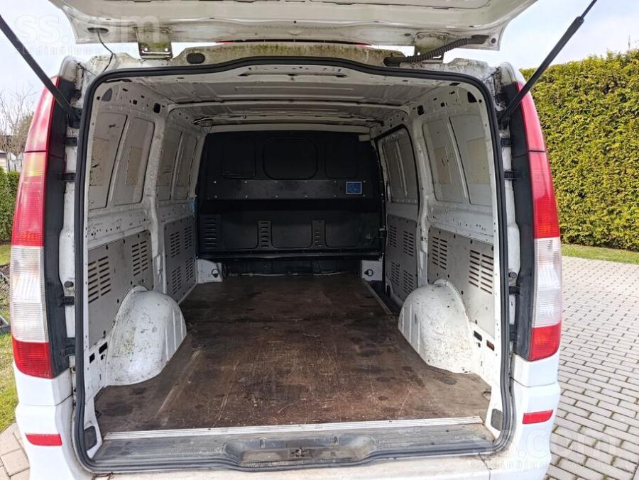 Balts Mercedes-Benz Vito 2011 Rīga, ar dzinēja tilpumu 2.20 L un nobraukumu 0 tūkst. km par 4500 €, foto 4 vietnē AUTOMOTO.COM.LV