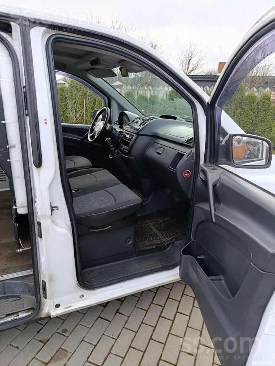 Balts Mercedes-Benz Vito 2011 Rīga, ar dzinēja tilpumu 2.20 L un nobraukumu 0 tūkst. km par 4500 €, foto 6 vietnē AUTOMOTO.COM.LV