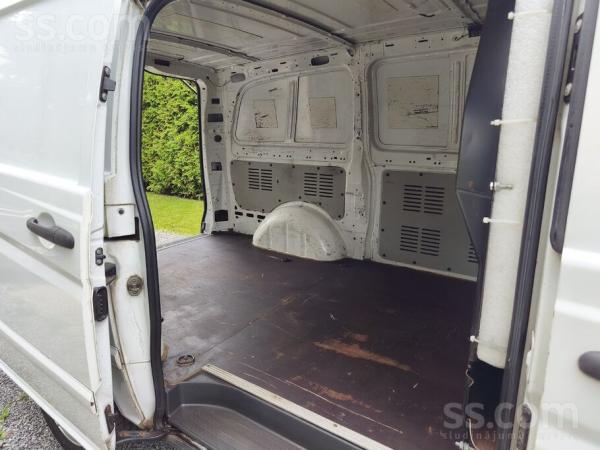 White Mercedes-Benz Vito 2011 in Riga, with an engine capacity of 2.20 L and mileage of 0 thousand km for 4500 €, photo 6 on AUTOMOTO.COM.LV