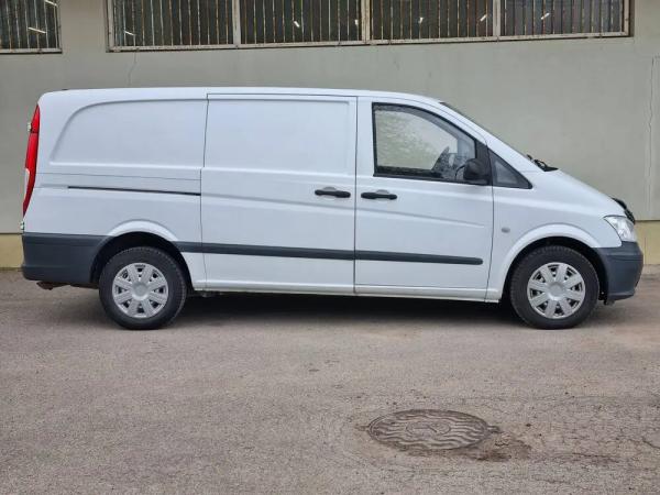 White Mercedes-Benz Vito 2011 in Ogre, with an engine capacity of 2.20 L and mileage of 257 thousand km for 5750 €, photo 4 on AUTOMOTO.COM.LV