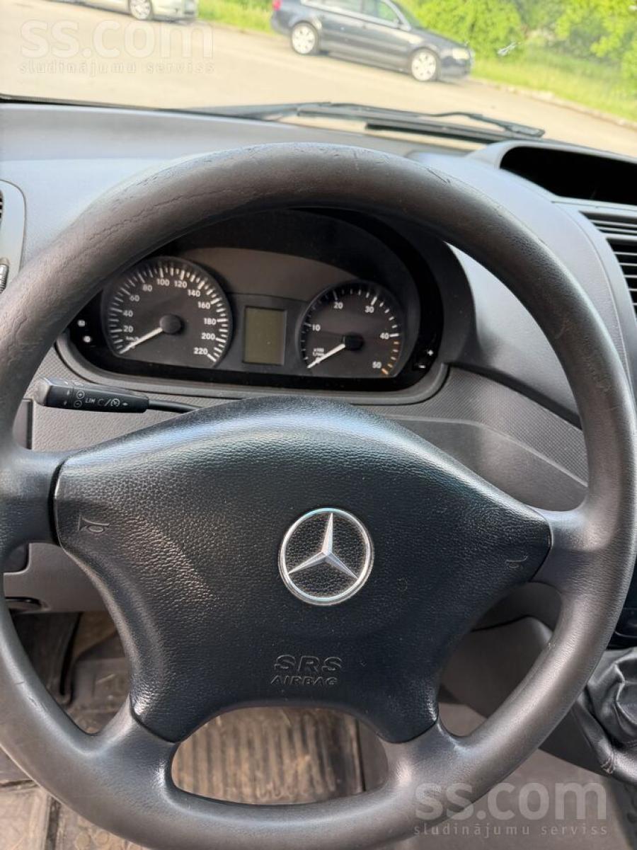 White Mercedes-Benz Vito 2012 in Rezekne, with an engine capacity of 2.20 L and mileage of 461 thousand km for 5200 €, photo 5 on AUTOMOTO.COM.LV