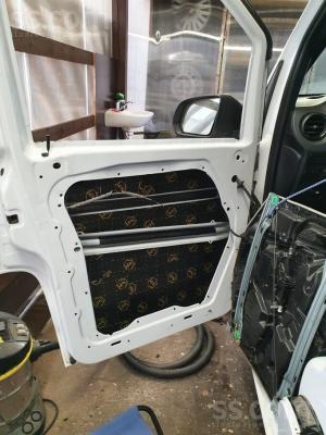 White Mercedes-Benz Vito 2015 in Liepaja, with an engine capacity of 2.20 L and mileage of 275 thousand km for 17950 €, photo 19 on AUTOMOTO.COM.LV