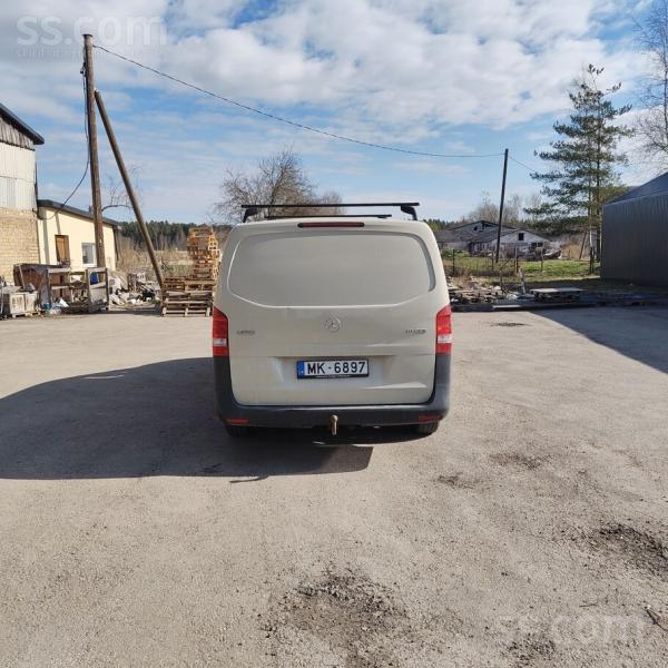 White Mercedes-Benz Vito 2015 in Jelgava, with an engine capacity of 1.60 L and mileage of 277 thousand km for 8300 €, photo 4 on AUTOMOTO.COM.LV