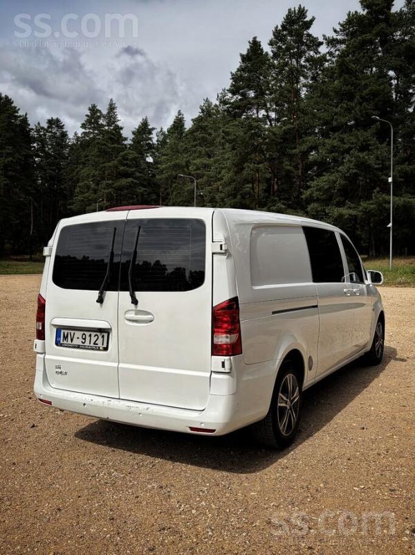 White Mercedes-Benz Vito 2015 in Daugavpils, with an engine capacity of 1.60 L and mileage of 381 thousand km for 8200 €, photo 5 on AUTOMOTO.COM.LV