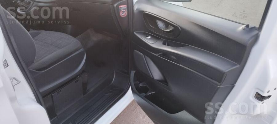 Balts Mercedes-Benz Vito 2016 Rīga, ar dzinēja tilpumu 2.20 L un nobraukumu 0 tūkst. km par 11500 €, foto 15 vietnē AUTOMOTO.COM.LV