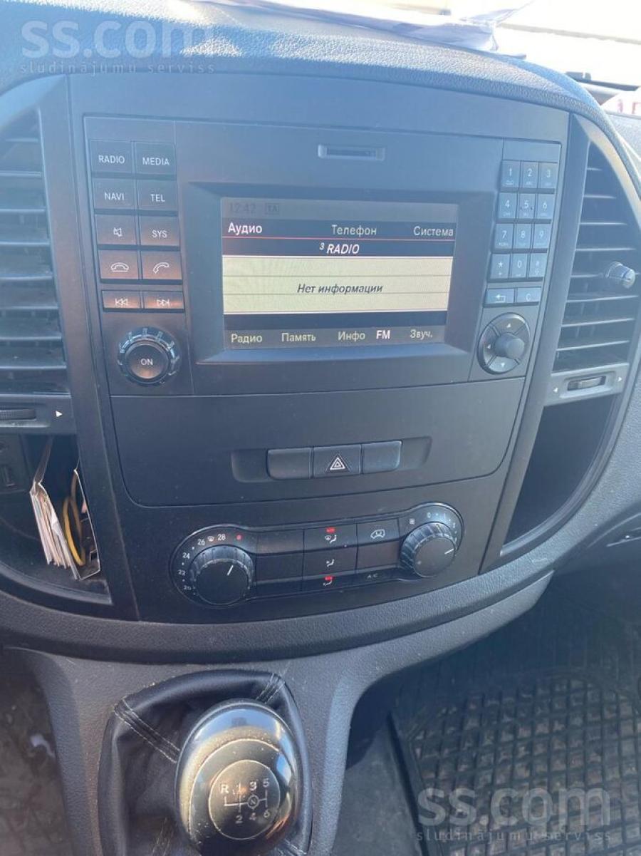 White Mercedes-Benz Vito 2017 in Daugavpils, with an engine capacity of 1.60 L and mileage of 197 thousand km for 10900 €, photo 3 on AUTOMOTO.COM.LV