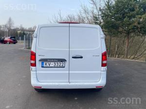 White Mercedes-Benz Vito 2017 in Daugavpils, with an engine capacity of 1.60 L and mileage of 197 thousand km for 10900 €, photo 8 on AUTOMOTO.COM.LV