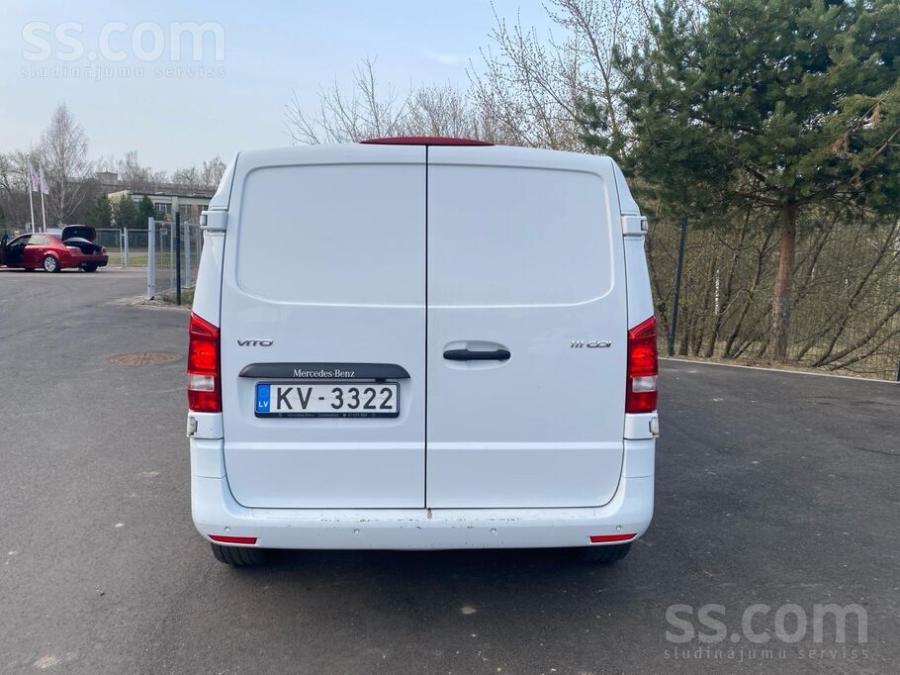 White Mercedes-Benz Vito 2017 in Daugavpils, with an engine capacity of 1.60 L and mileage of 197 thousand km for 10900 €, photo 8 on AUTOMOTO.COM.LV