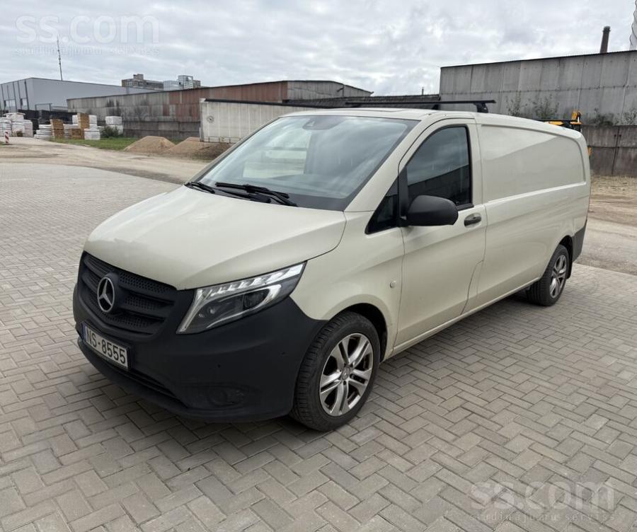 White Mercedes-Benz Vito 2017 in Rezekne, with an engine capacity of 2.20 L and mileage of 368 thousand km for 12100 €, photo 3 on AUTOMOTO.COM.LV