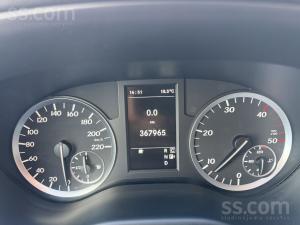 White Mercedes-Benz Vito 2017 in Rezekne, with an engine capacity of 2.20 L and mileage of 368 thousand km for 12100 €, photo 10 on AUTOMOTO.COM.LV