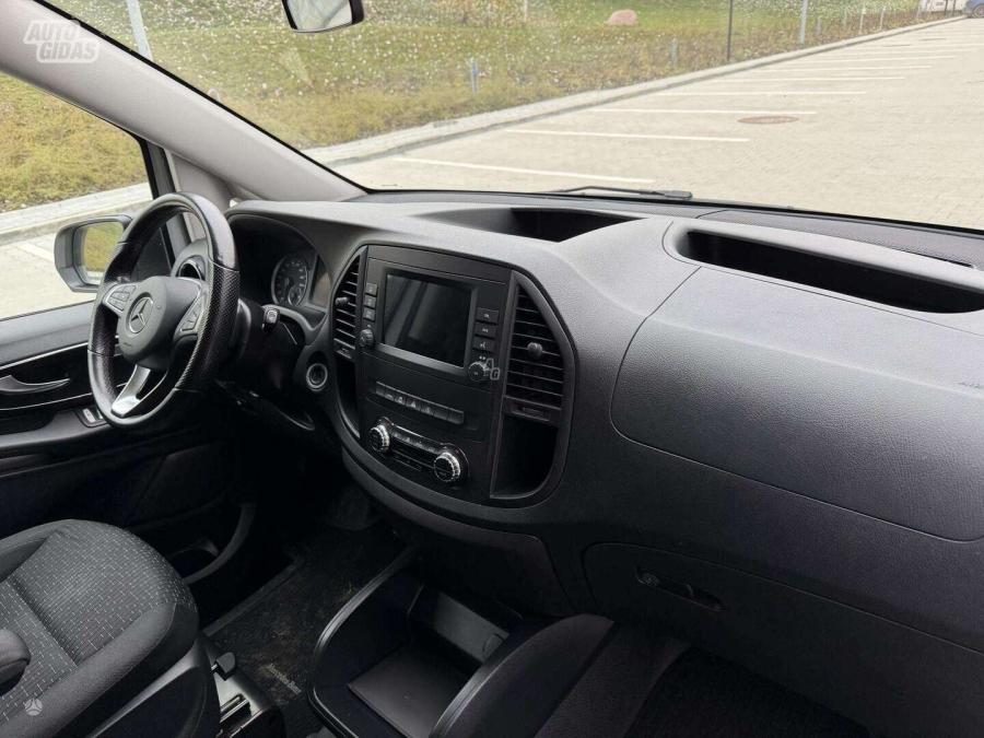 White Mercedes-Benz Vito 2020 in Vilnius, with an engine capacity of 2.00 L and mileage of 323 thousand km for 15950 €, photo 26 on AUTOMOTO.COM.LV
