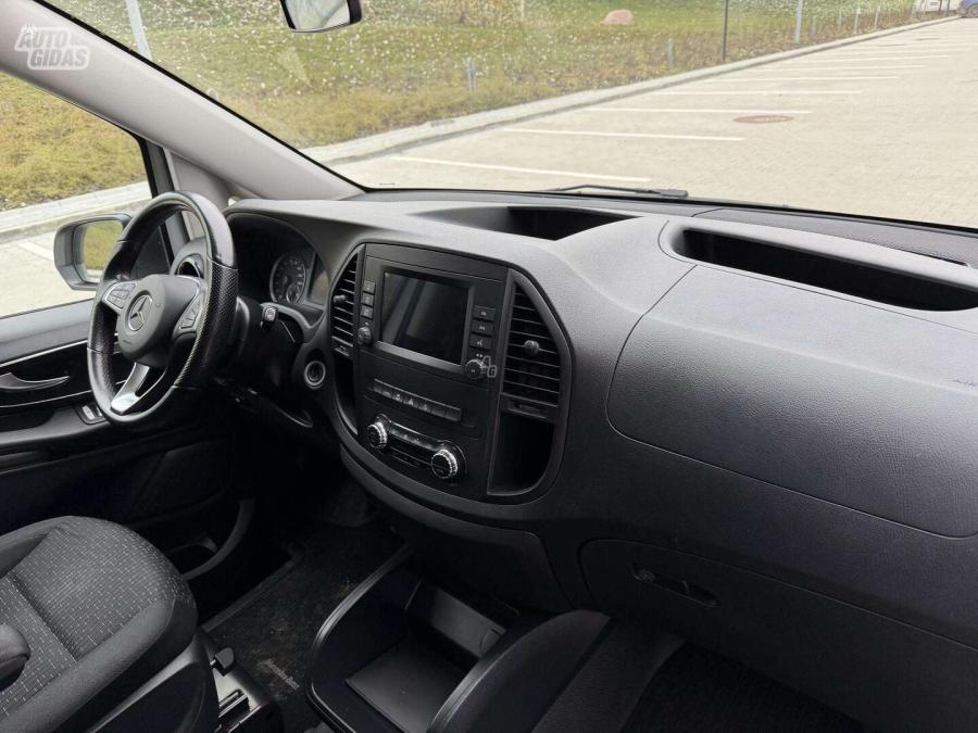 White Mercedes-Benz Vito 2020 in Vilnius, with an engine capacity of 2.00 L and mileage of 323 thousand km for 15950 €, photo 26 on AUTOMOTO.COM.LV