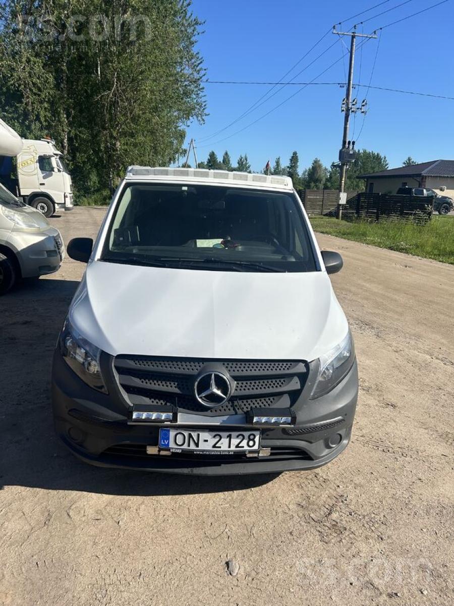 Balts Mercedes-Benz Vito 2020 Rīga, ar dzinēja tilpumu 2.10 L un nobraukumu 298 tūkst. km par 13770 €, foto 2 vietnē AUTOMOTO.COM.LV