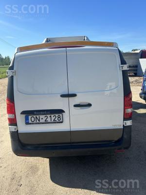 Balts Mercedes-Benz Vito 2020 Rīga, ar dzinēja tilpumu 2.10 L un nobraukumu 298 tūkst. km par 13770 €, foto 6 vietnē AUTOMOTO.COM.LV