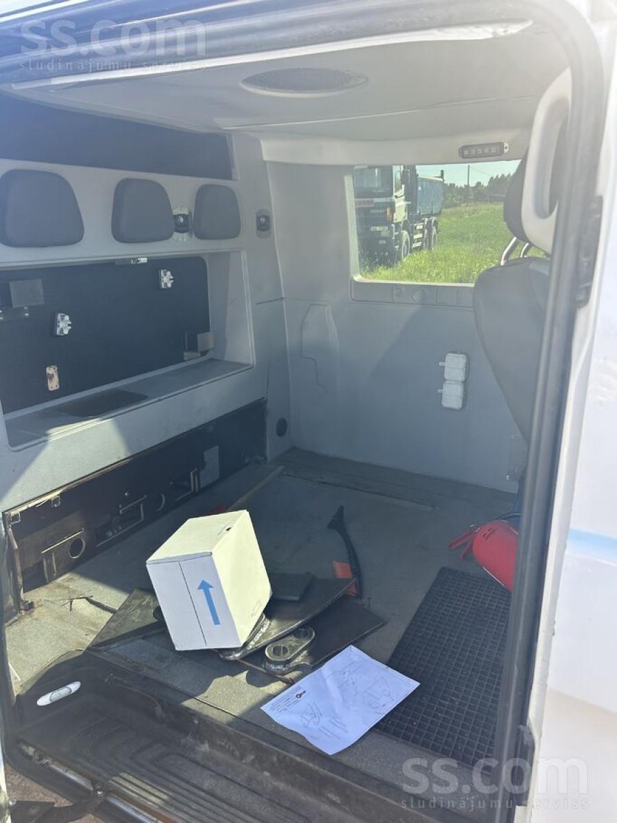 Balts Mercedes-Benz Vito 2020 Rīga, ar dzinēja tilpumu 2.10 L un nobraukumu 298 tūkst. km par 13770 €, foto 11 vietnē AUTOMOTO.COM.LV