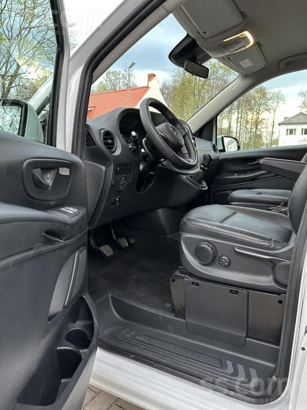 White Mercedes-Benz Vito 2021 in Jelgava, with an engine capacity of 1.80 L and mileage of 68 thousand km for 41700 €, photo 3 on AUTOMOTO.COM.LV