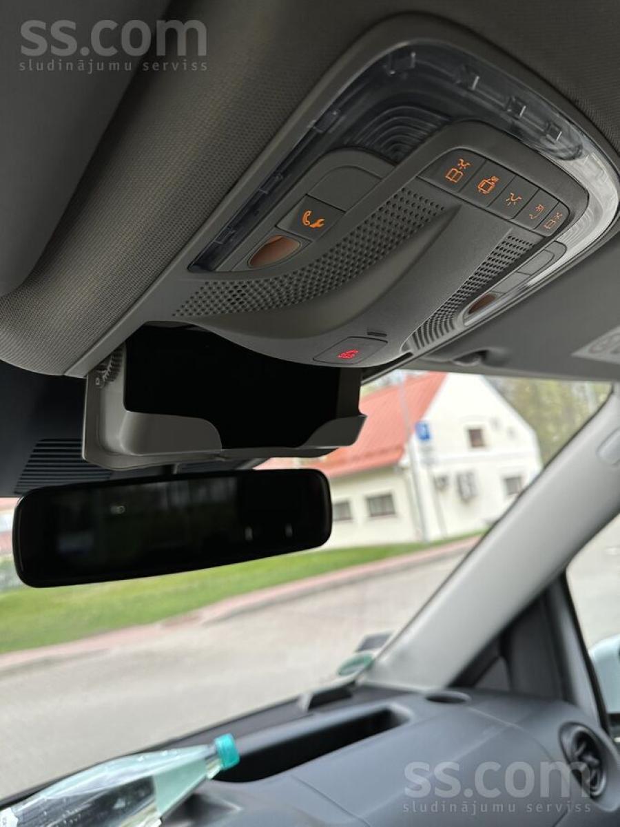 White Mercedes-Benz Vito 2021 in Jelgava, with an engine capacity of 1.80 L and mileage of 68 thousand km for 41700 €, photo 11 on AUTOMOTO.COM.LV