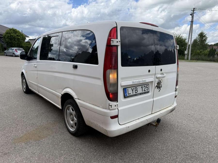 White Mercedes-Benz Vito 2005 in Jonava, with an engine capacity of 2.20 L and mileage of 322 thousand km for 2150 €, photo 5 on AUTOMOTO.COM.LV