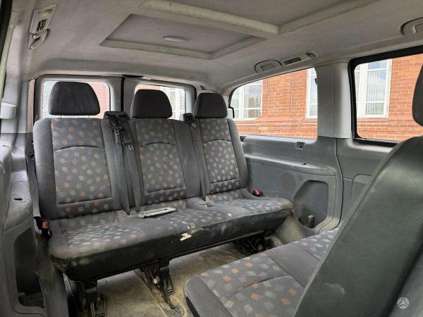 White Mercedes-Benz Vito 2005 in Jonava, with an engine capacity of 2.20 L and mileage of 322 thousand km for 2150 €, photo 6 on AUTOMOTO.COM.LV