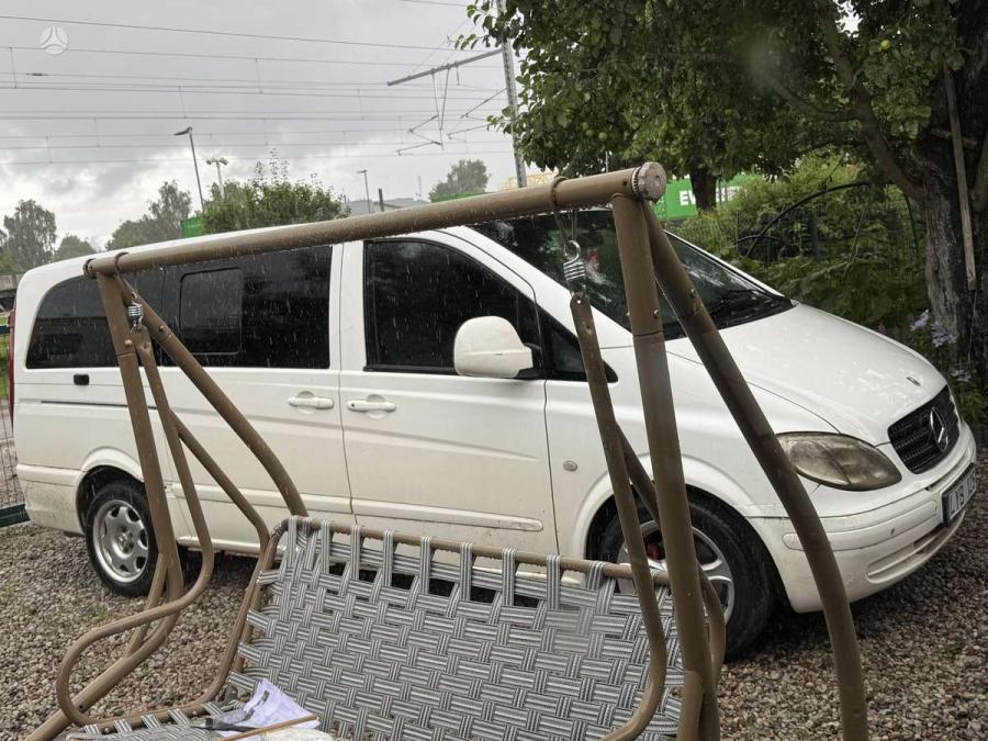 White Mercedes-Benz Vito 2005 in Jonava, with an engine capacity of 2.20 L and mileage of 322 thousand km for 2150 €, photo 8 on AUTOMOTO.COM.LV
