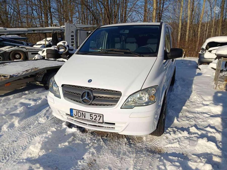 White Mercedes-Benz Vito 2011 in Prienai, with an engine capacity of 2.10 L and mileage of 311 thousand km for 4800 €, photo 2 on AUTOMOTO.COM.LV