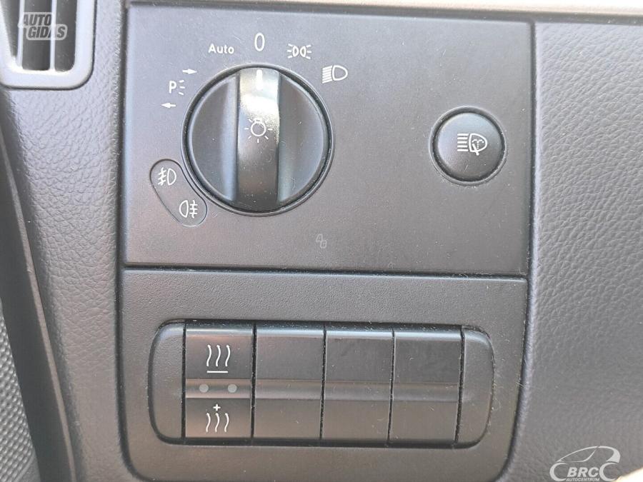White Mercedes-Benz Vito 2014 in Avizieniai, with an engine capacity of 3.00 L and mileage of 266 thousand km for 12000 €, photo 19 on AUTOMOTO.COM.LV