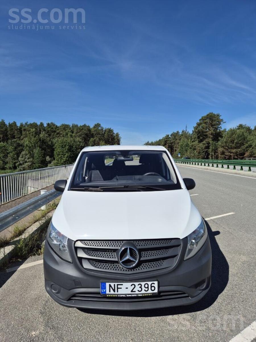 White Mercedes-Benz Vito 2016 in Riga, with an engine capacity of 1.60 L and mileage of 156 thousand km for 8600 €, photo 3 on AUTOMOTO.COM.LV