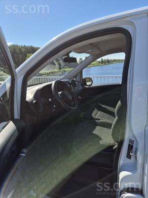 White Mercedes-Benz Vito 2016 in Riga, with an engine capacity of 1.60 L and mileage of 156 thousand km for 8600 €, photo 6 on AUTOMOTO.COM.LV